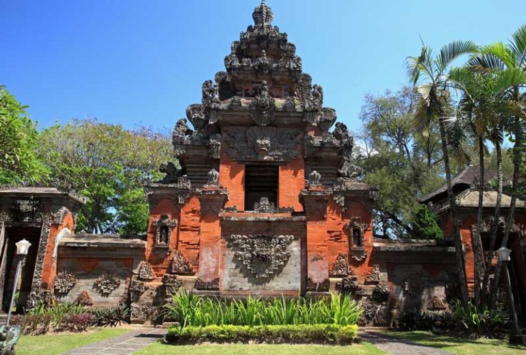 Exploring the Bali Provincial State Museum in Denpasar - Kembali Lagi